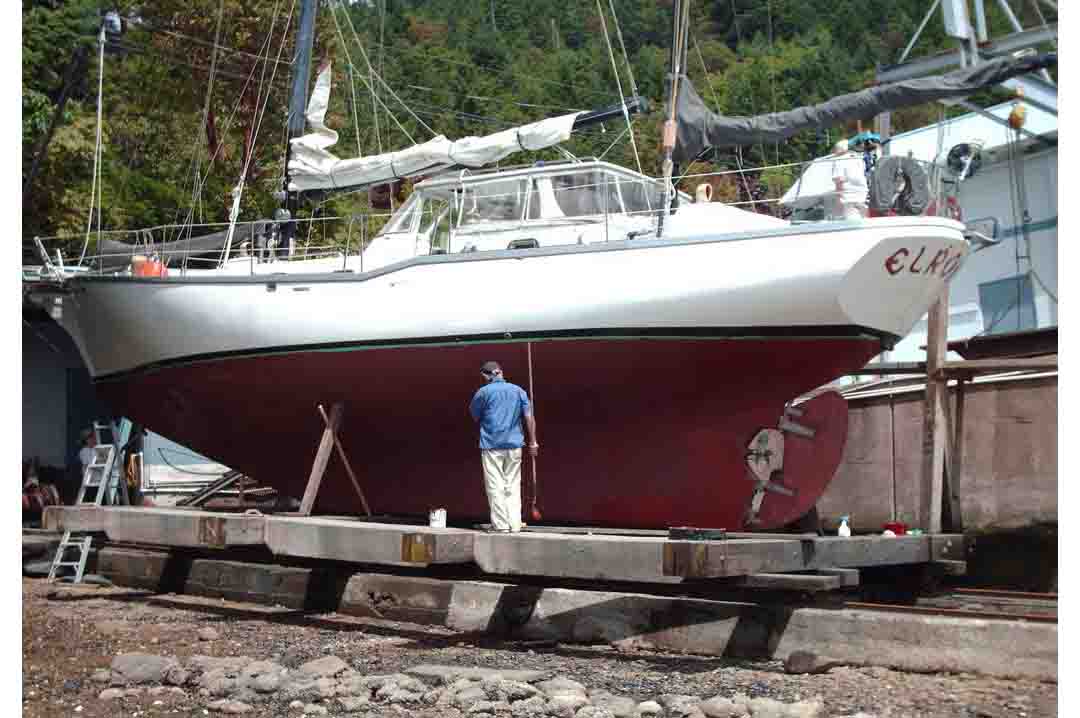 Center Cockpit Sailing Ketch