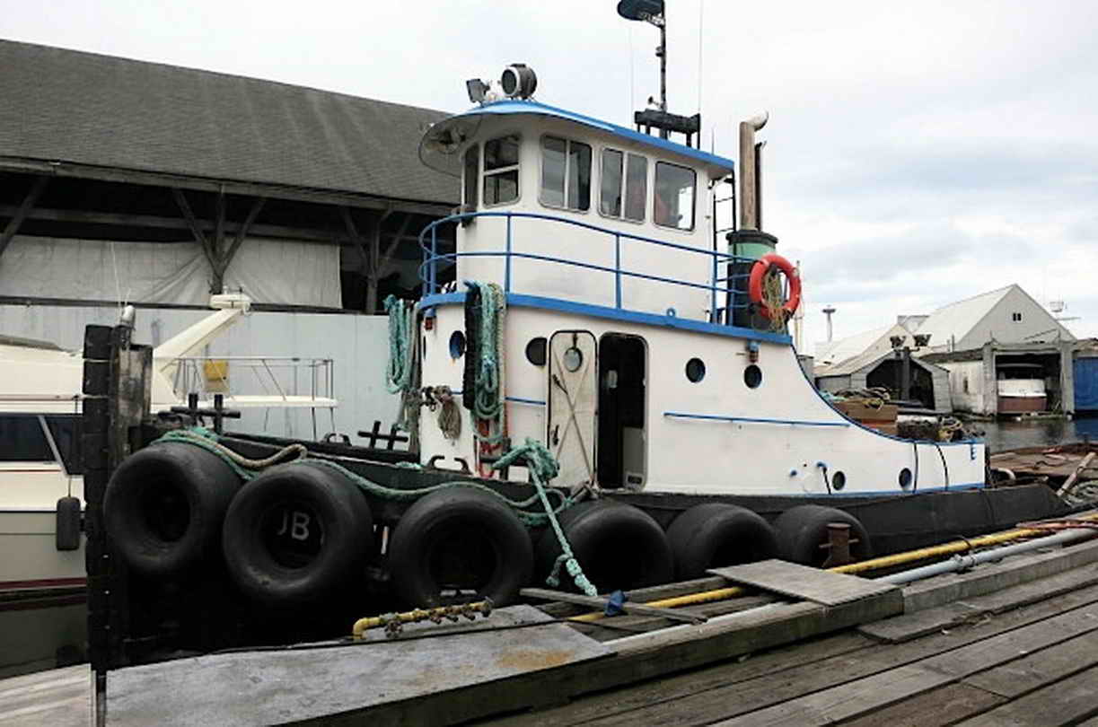 Steel 1944 Tug